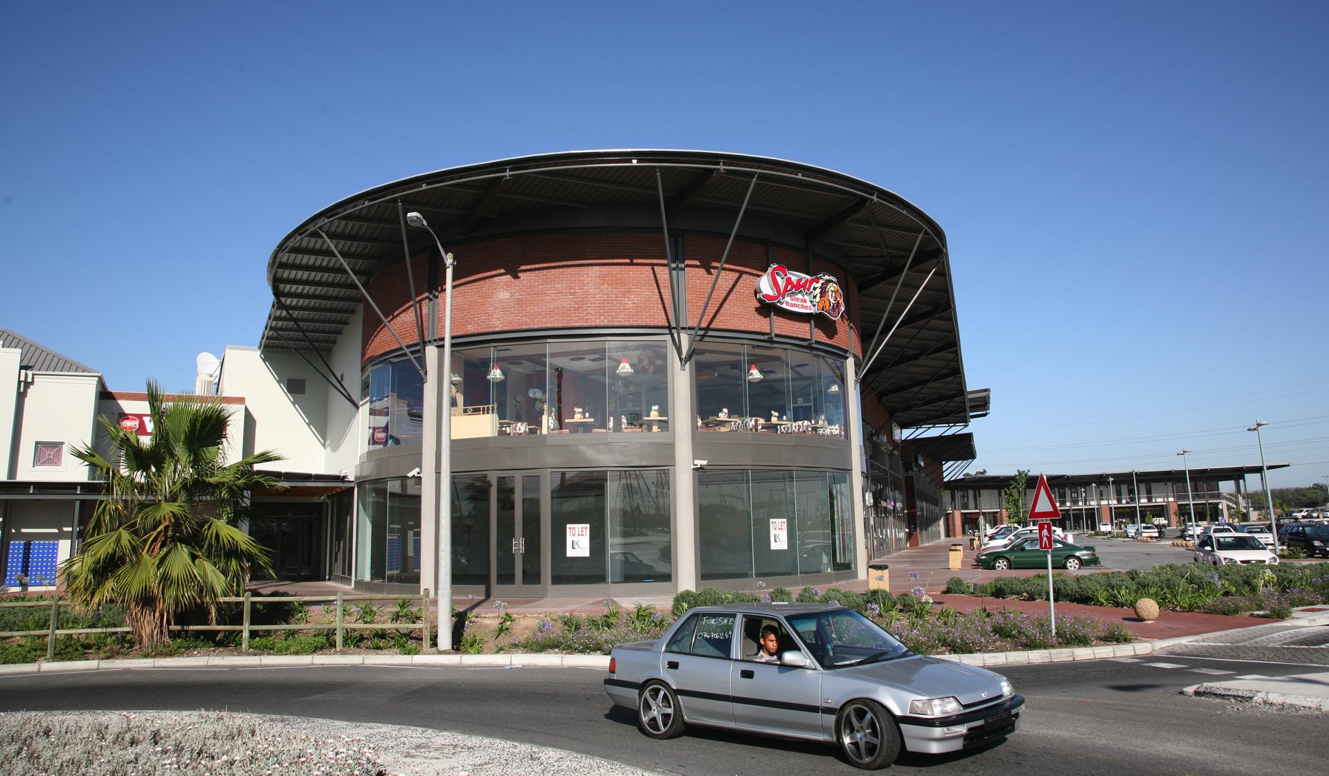 IPIC Shopping Centre Soneike | SVA